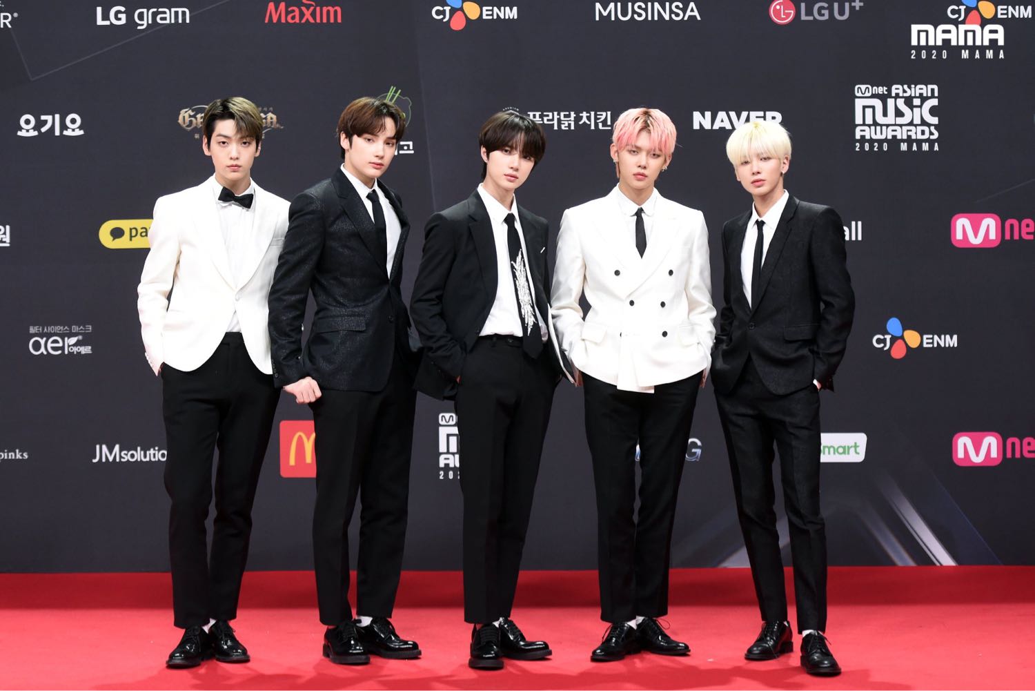 แฟชั่นพรหมแดงงาน 2020 Mnet Asian Music Awards Hilight ข่าวบันเทิง, ข่าว ...